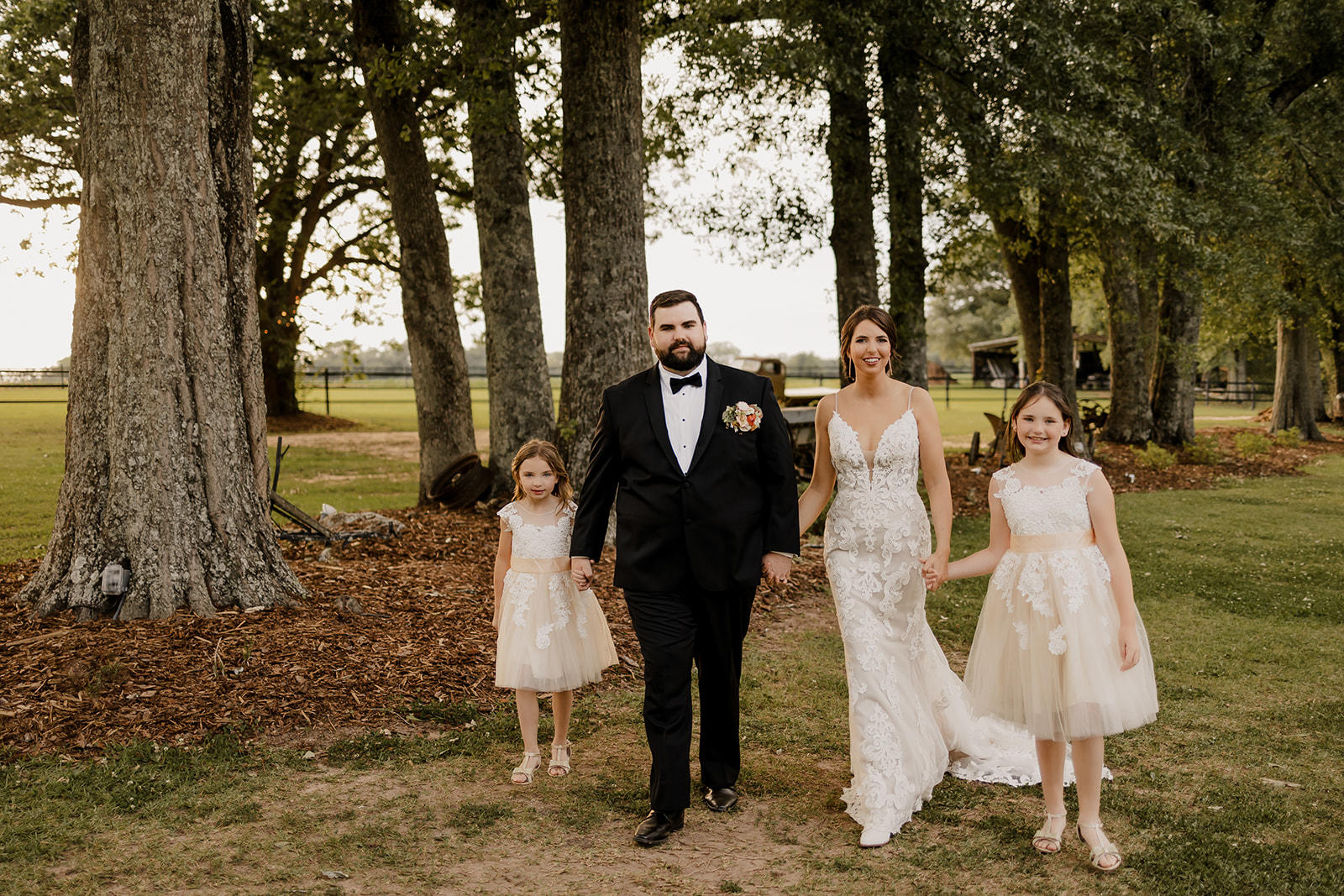 Eloping with Kids: How to Make Your Special Day Family-Friendly - https ...